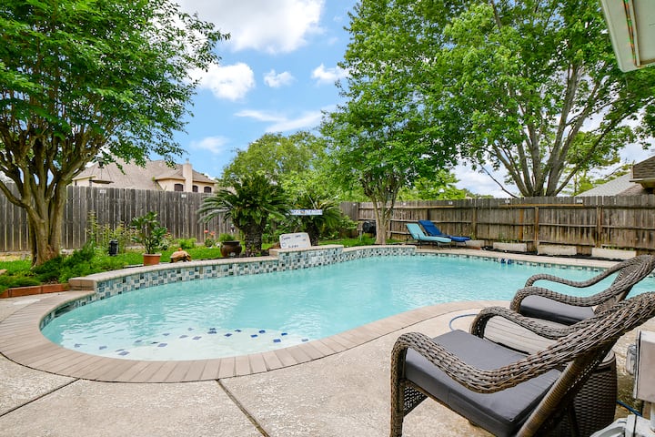 5 Bedrooms With Pool/grand Piano/massage Chair - Houston, TX