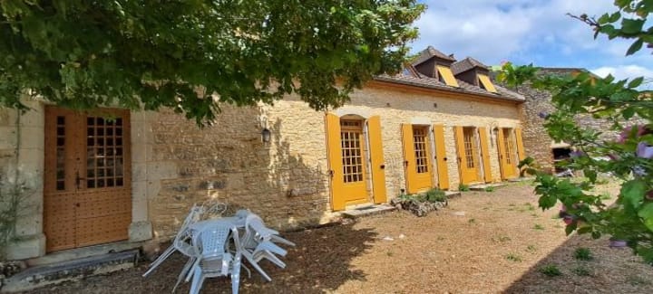 Corps De Ferme Centenaire En Pierre : "Le Coudert" - La Roque-Gageac