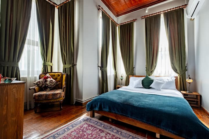 106. Charming Cozy Room With High Ceilings 1.floor - İstanbul