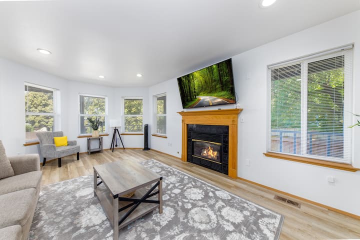 Beautiful Home In North Tacoma - Ruston, WA