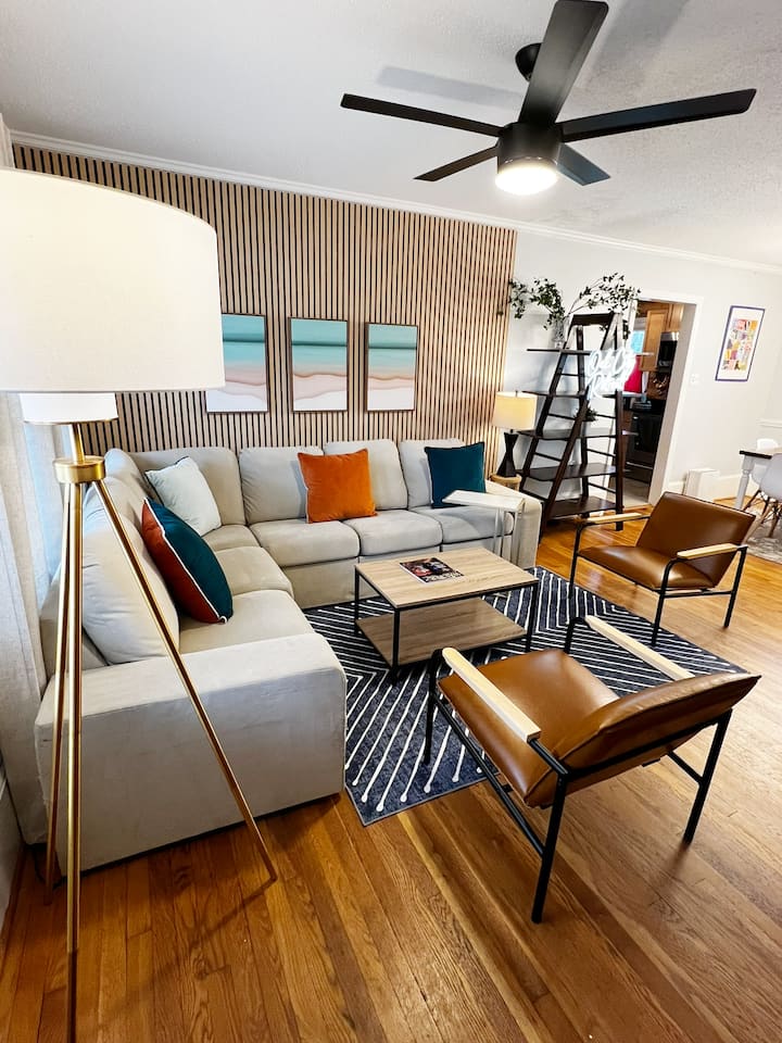 2 King Retreat, Sauna, Fireplace, Game Table - Raleigh, NC