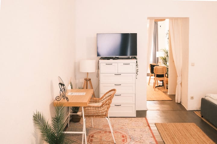 Artist Loft In Vibrant Berlin Friedrichshain - Berlin