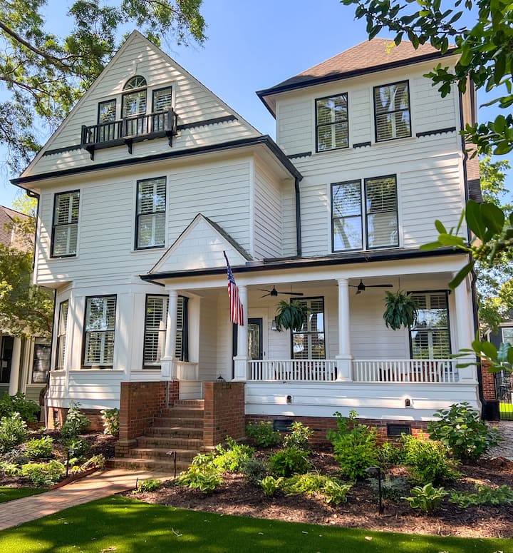 6 Bedroom In Heart Of Dilworth, Walk To Southend - Charlotte, NC