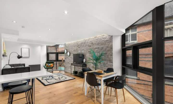 Family + Friends Stay| 3br •Sleeps 7 •Castle Views - Nottingham