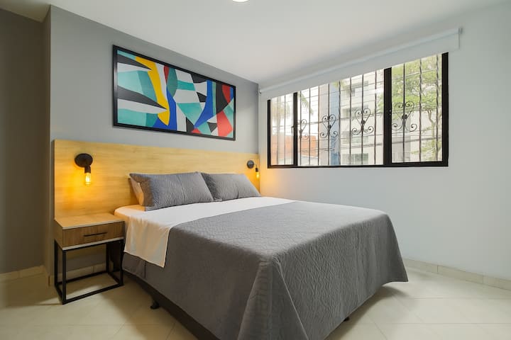 Apt 1br, In Belen, Near Metro Station And Laureles - Medellín, Colombia