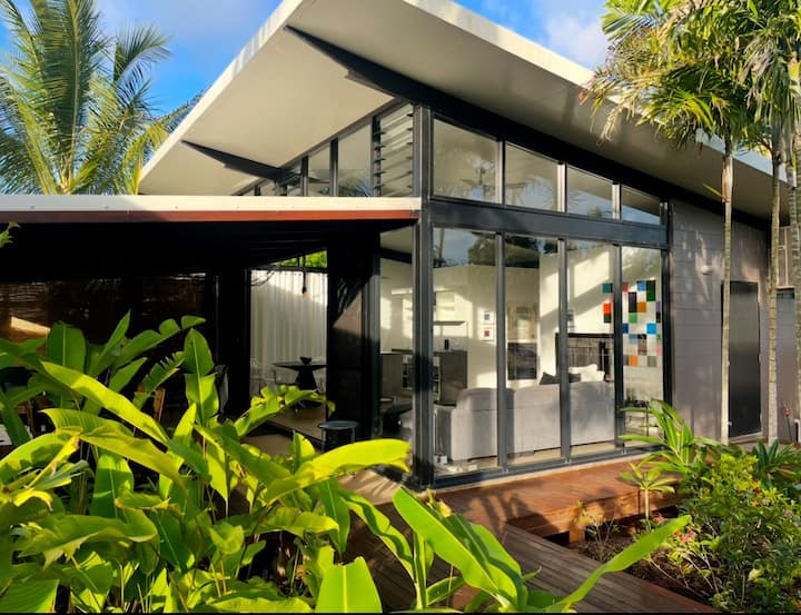 Tropical Modernist Retreat - Mission Beach