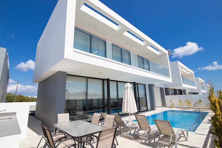 4 Bedr. Luxury Villa In Protaras - Near The Beach - Ayia Napa
