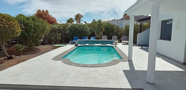 Spacious & Stylish Villa With Private Pool - Playa Blanca, Las Palmas, España