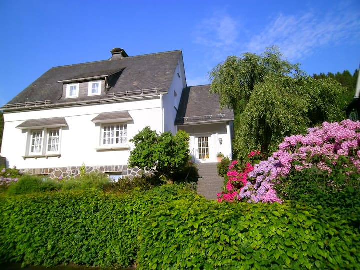 Helle Wohnung Terrasse Garten Landhaus Lichtblick - Winterberg