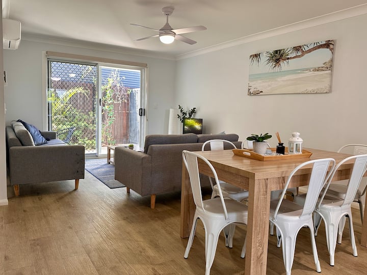 Self Contained Apt#3 Close To St Andrew's Hospital - Highfields