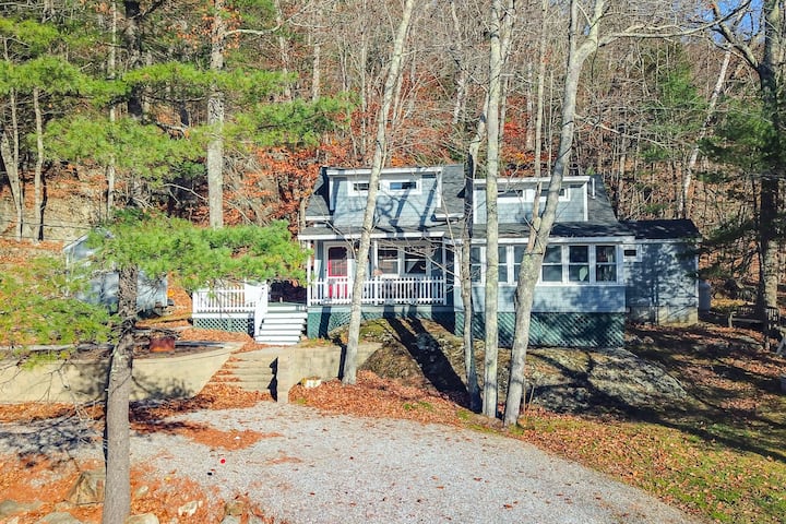 Cottage On Sunset Ridge - Camden, ME
