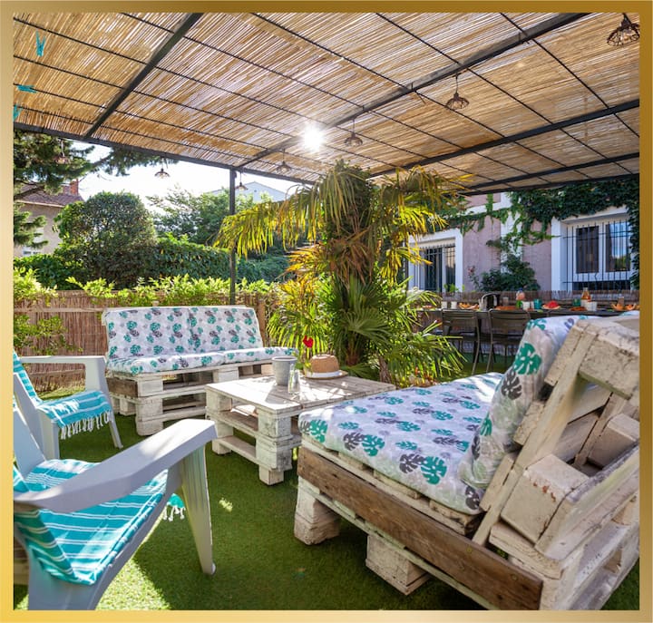 Appartement Proche Centre + Parking Privé Gratuit - Avignon