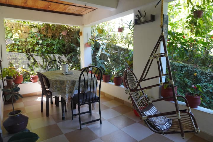 Agam By Madhuvan B&b
Authentic Homestay In Yercaud - Yercaud