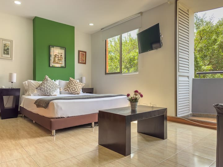 Apt In Medellin El Poblado Quiet Wifi 500mb - Antioquia