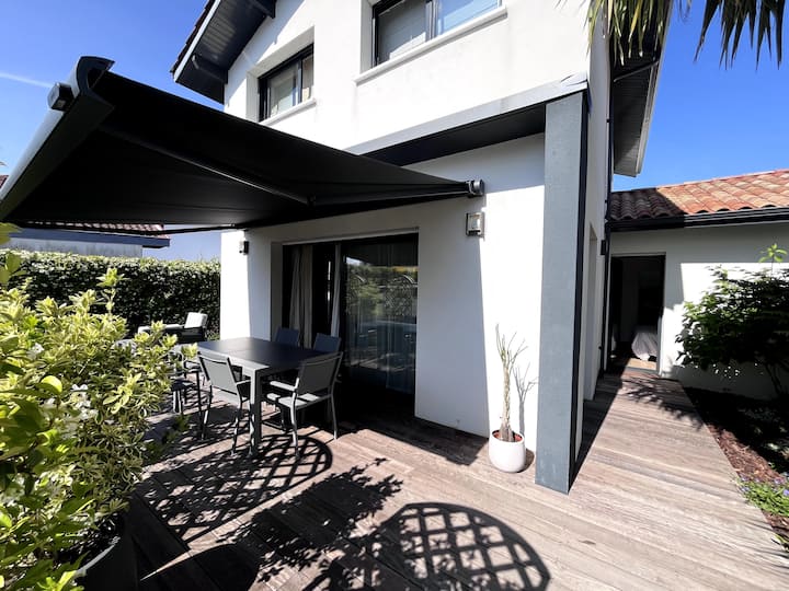 Maison Climatisée Aux 5 Cantons - Situation Idéale - Biarritz