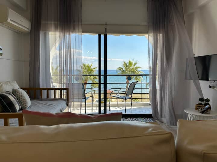 Krasas Beach - 1 Bedroom Apt With Sea View - Larnaca