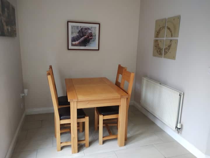 Modern, Quiet And Restful Top Floor Rooms - Gateshead