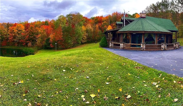 Fall Cabin Retreat With Hot Tub- 5 Min To Town! - Ellicottville, NY