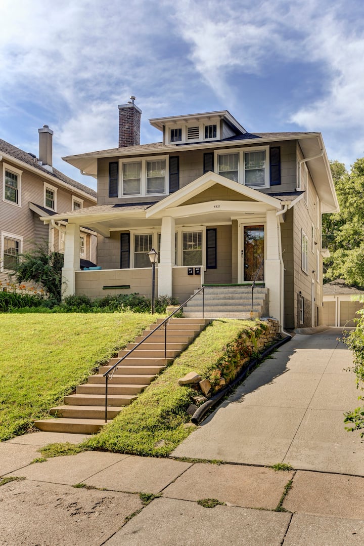 Dundee 2 Bedroom, Walk To Restaurants, Bars #2 - Omaha