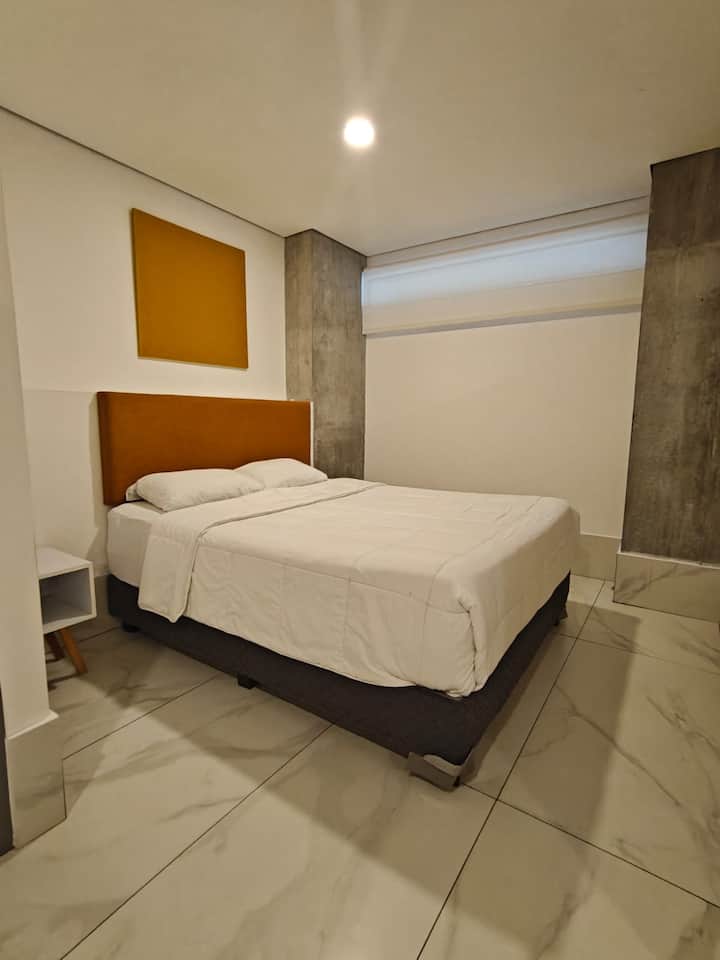 Loft En El Centro De Monterrey Sin Vista. 557 - Monterrey