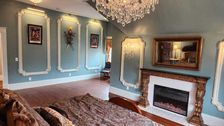 The Lion's Greene Mansion - Minneapolis, MN
