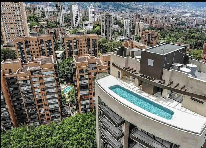 Modern 2br Apartment With A View, El Poblado - Medellín
