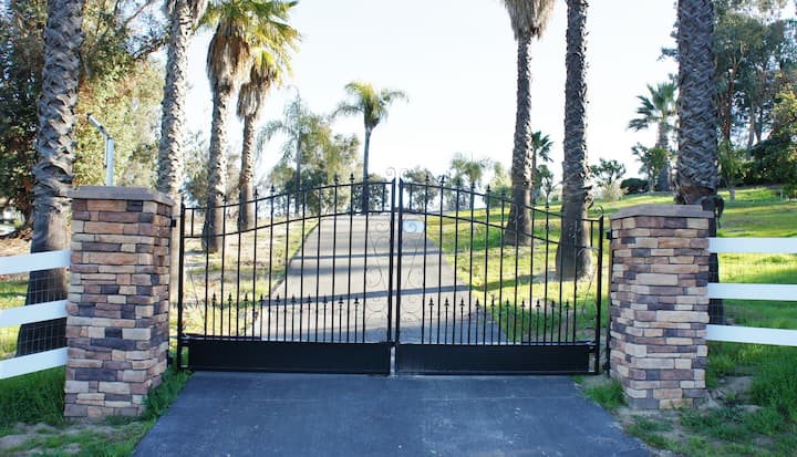 Tranquil Ranch Retreat - 2br + Bonus Room, 2ba - Temecula, CA