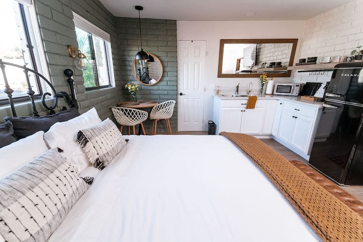Adorable 1-bedroom Guest House With Hot Tub - Mesa, AZ