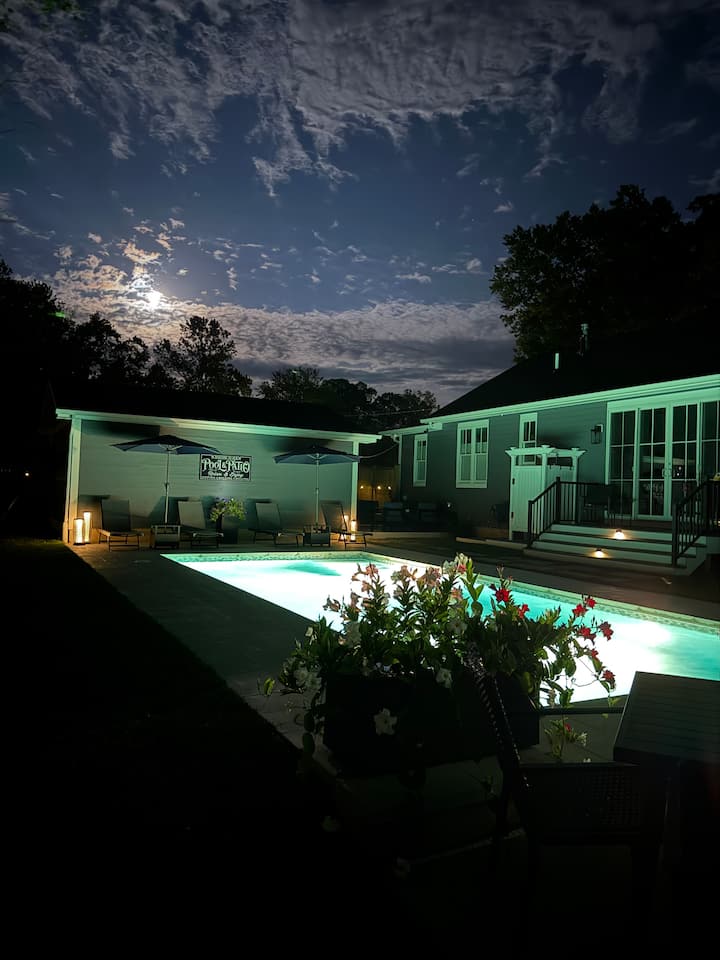 Stunning North Beach Getaway W/
Inground Pool - Chesapeake Beach, MD