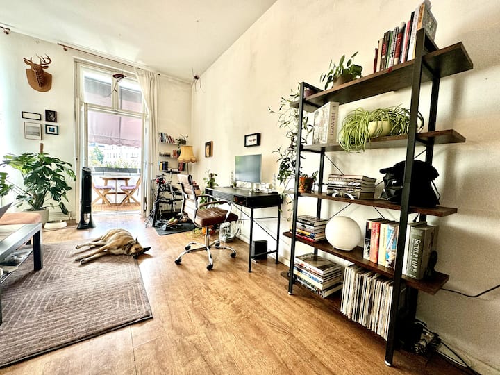 Cozy & Cool In Alternative Berlin - Berlin