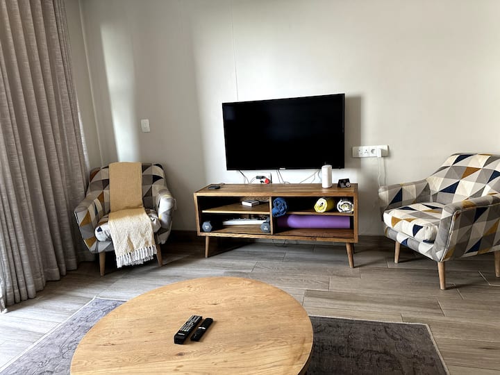 ★ 1 Br With Onsite Gym — Centrally Located ★ - Pretoria