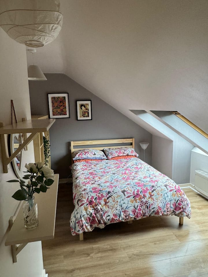 Private Room&bathroom. 3 Mins From Tram To Centre - Queensferry