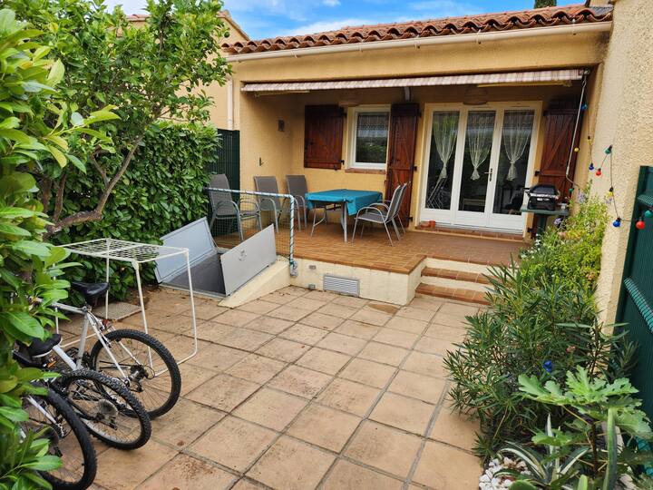 Mazet Cosy, Confortable Et Au Calme - Bormes-les-Mimosas