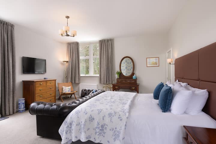 Boutique Bed & Breakfast In Ballater - Ballater