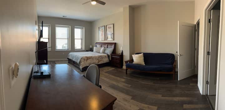 Large 2 King Br | Free Parking | Secure | Walkable - Louisville, KY