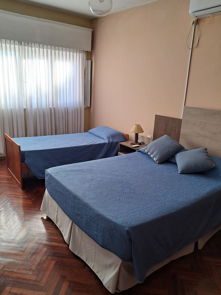 Amplio Y Cómodo Departamento En Montevide - Canelones Department