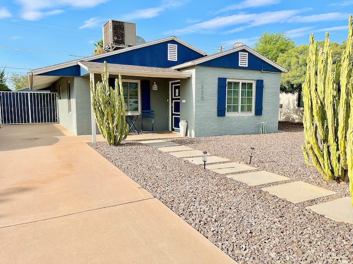 Scot's House - A Charming 1940s Home Near Downtown - Phoenix, AZ