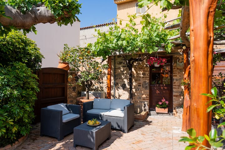 Beautiful House In Orosei - Orosei