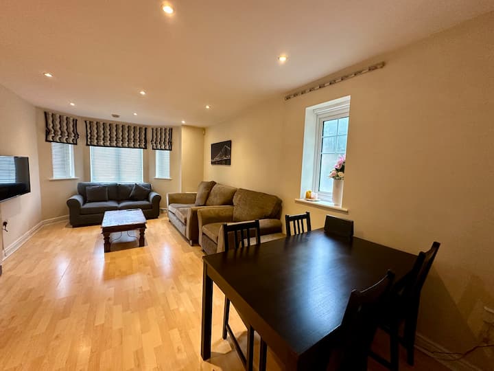 2 Bed Apartment Near Edgbaston Stadium Sleeps 5 - Birmingham