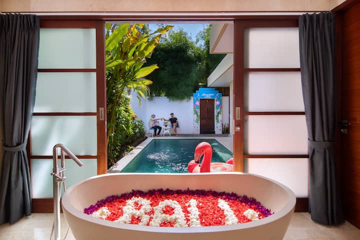 Legian Seminyak Cheerful 1 Br Private Pool Villas - Seminyak