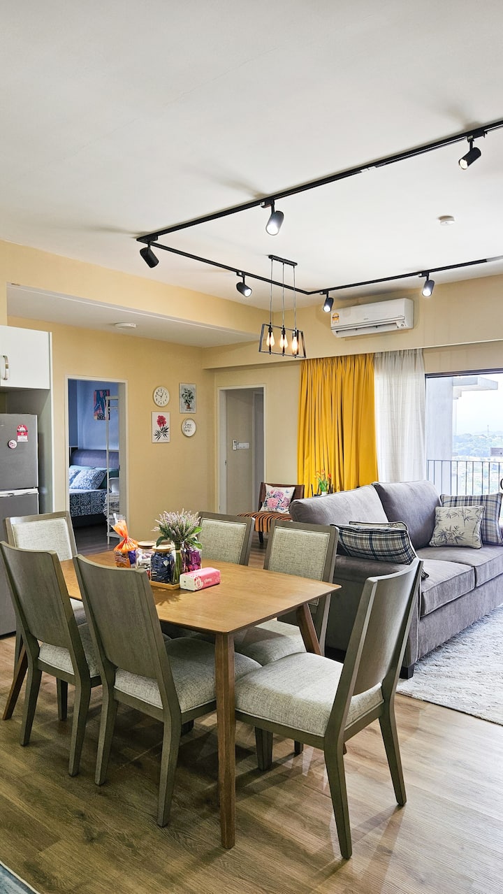 Oasisstay Bangi Sentral 4 Bedrooms With Studio - Putrajaya