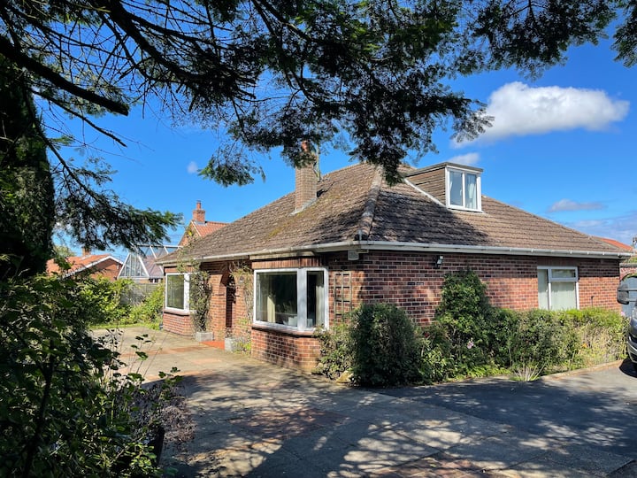 Tomlin Cottage In Holt -  Detached & Spacious - Blakeney
