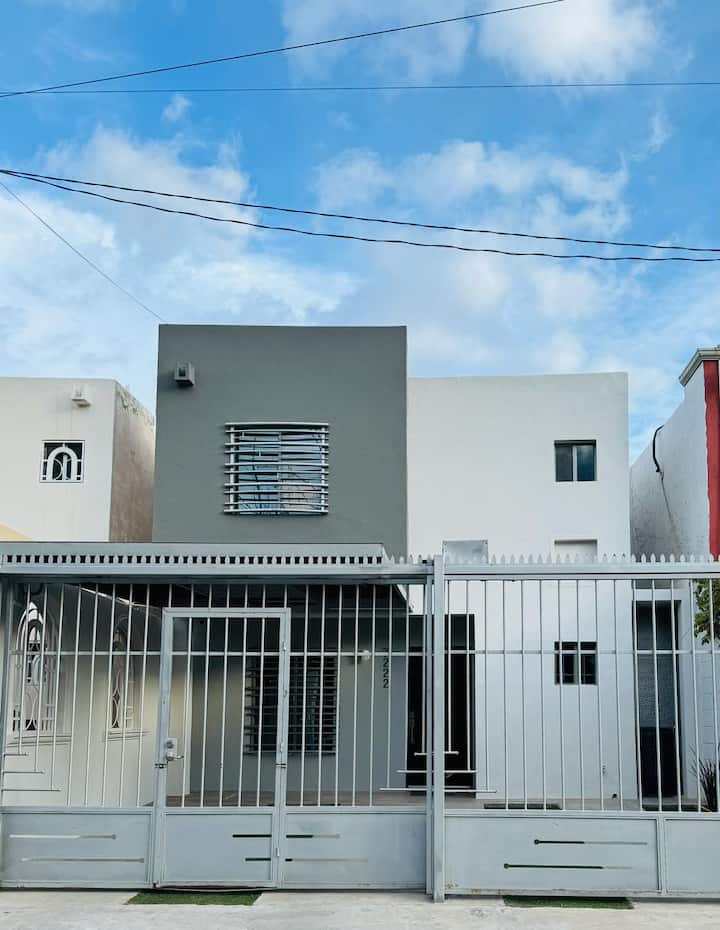 Cómoda Casa Cerca Del Consulado De Ciudad Juarez - Ciudad Juárez