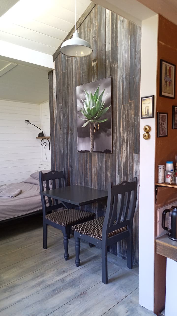 Rustic Chique Italian Inspired Living. - Wentworth Falls