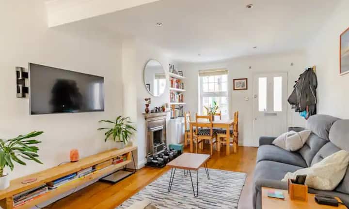 Traditional English Cottage   20 Mins From London - Watford