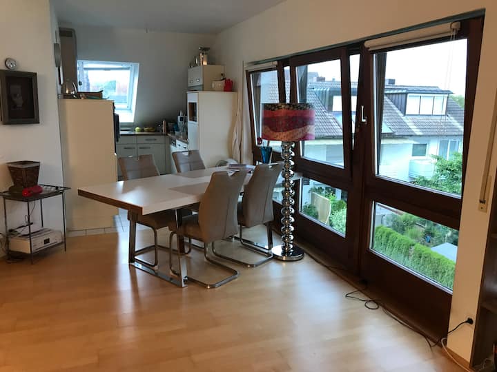 Gemütliche Dg Wohnung Zentral 200 Vom Bodensee - Weißensberg