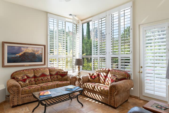 Free Hike Pass Scenic Views, Trails, Top Amenities - Sedona