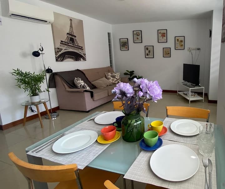 La Maison: Bright Chic & Stylish Flat In Center Sc - Tenerife