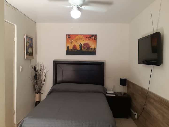 Departamento 1 Pequeño Con Excelente Ubicación - トレオン