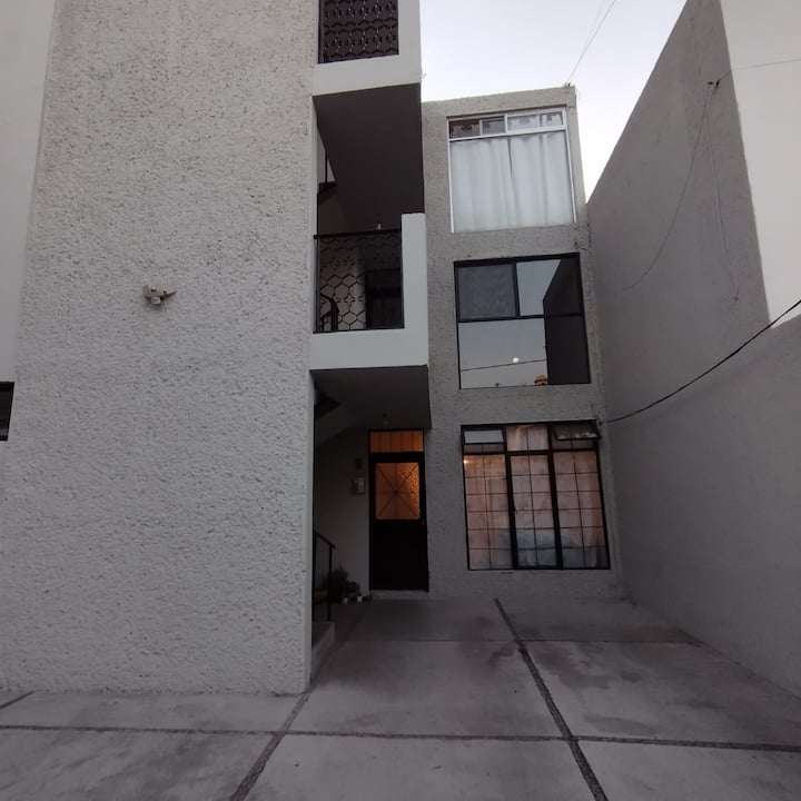 Departamento Av.constituyente Netflix+facturamos - Santiago de Querétaro